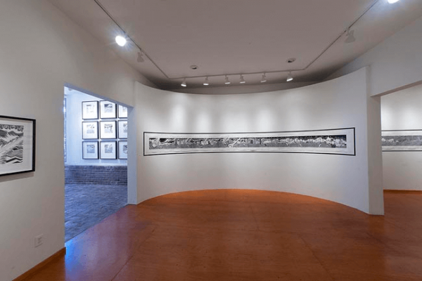 Simple Steps on How to Decorate a Round Wall