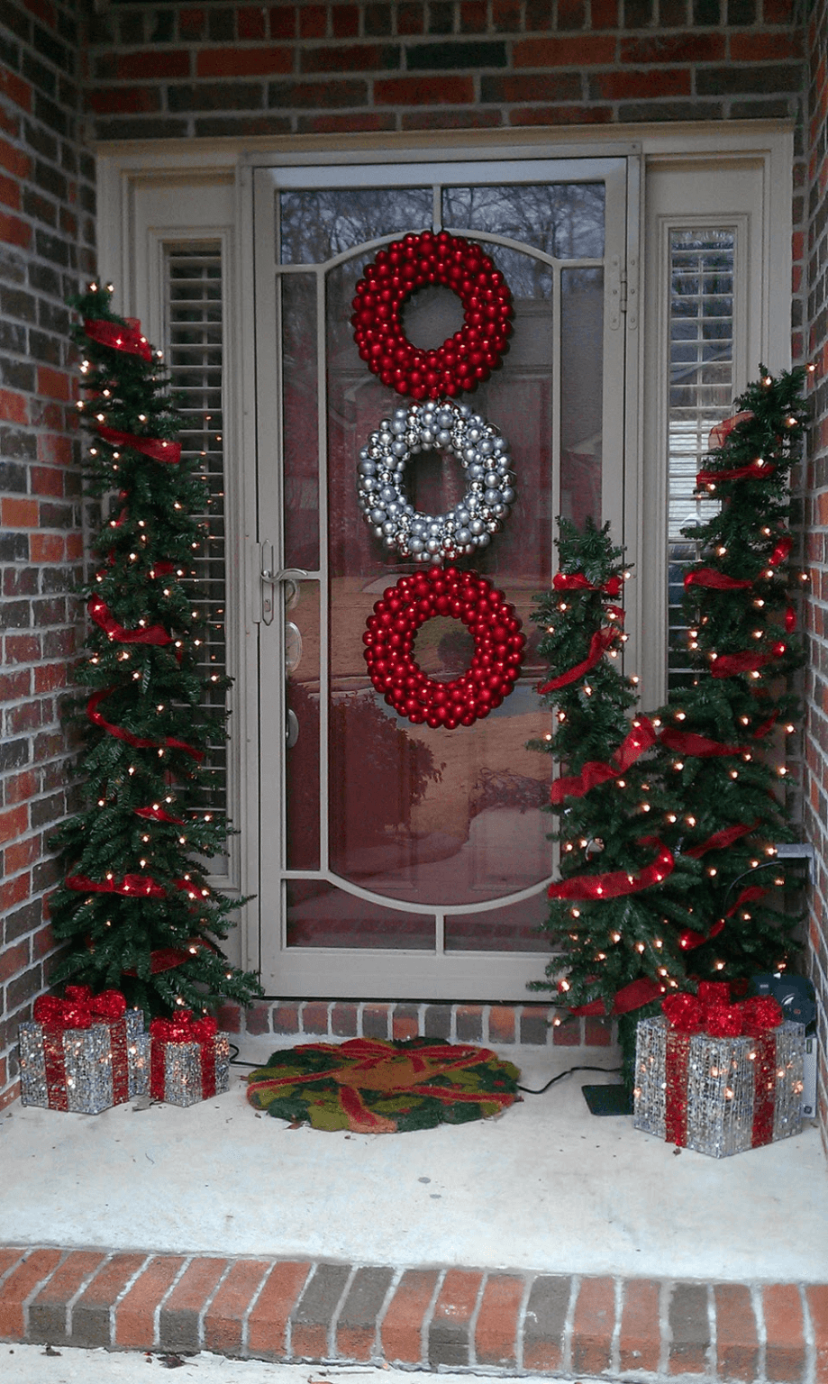 Front Window Decor Ideas - EasyHomeTips.org