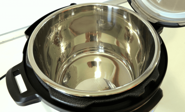How to Clean a Burnt Pressure Cooker Pot without Scrubbing. Some ...