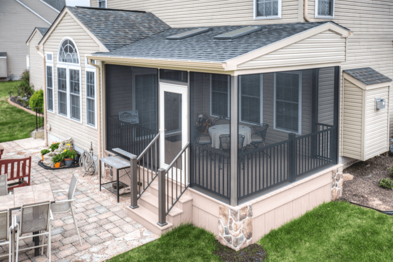 Shed Roof Screened Porch: Popular Models and Tips - EasyHomeTips.org